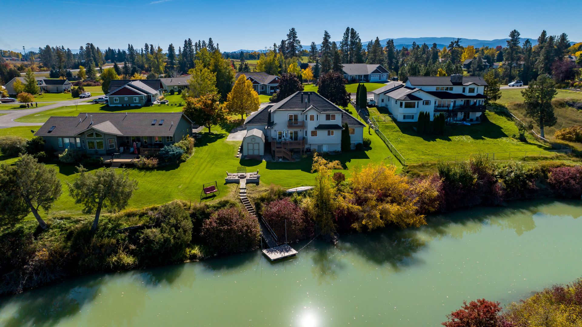 Country Charm on the Stillwater River : Revel Real Estate